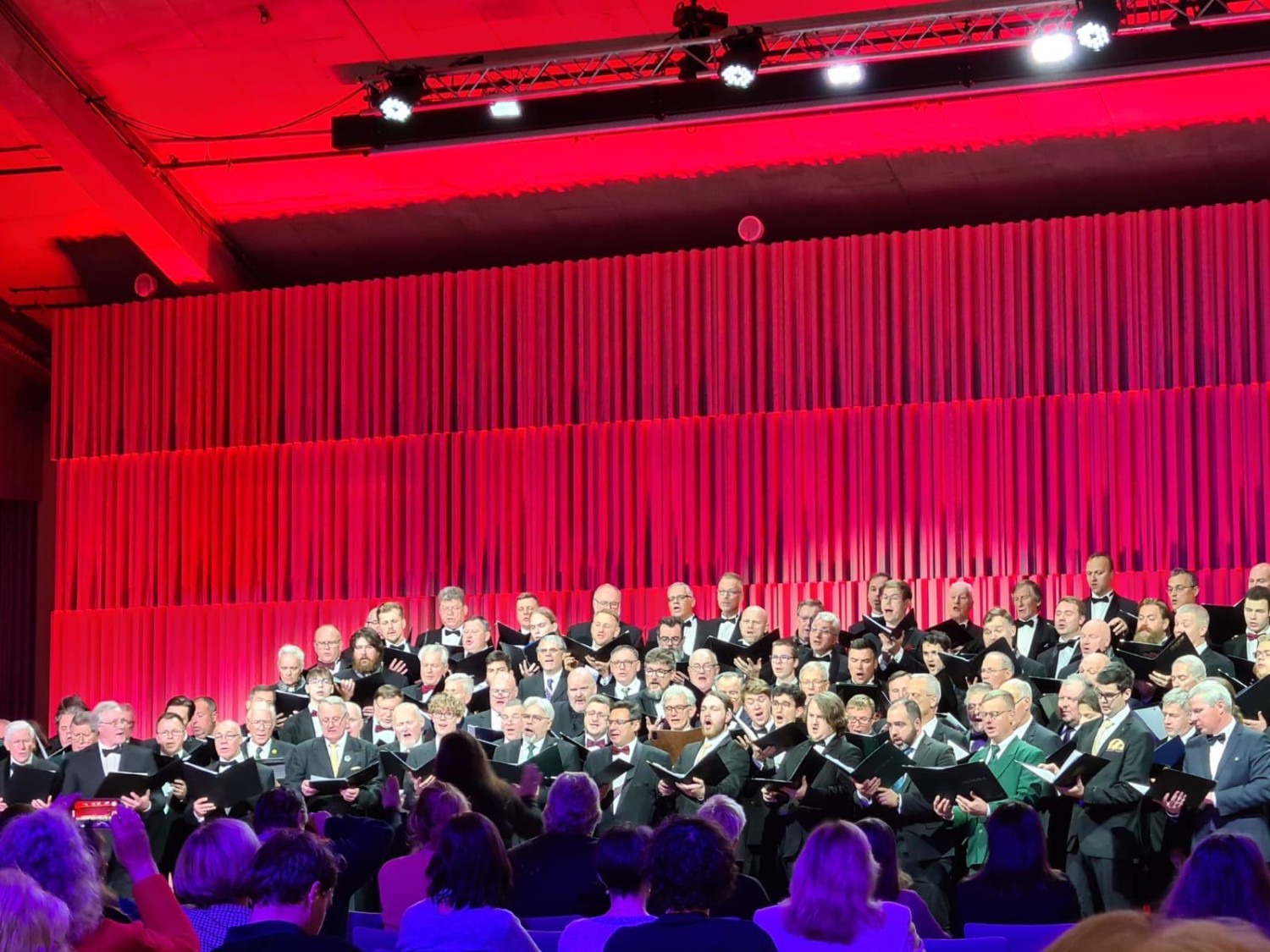 Ventspils vīru kora grupa piedalās “Zvaigznes mirdzumā – Emīlam Dārziņam 150” - Ventspils ...